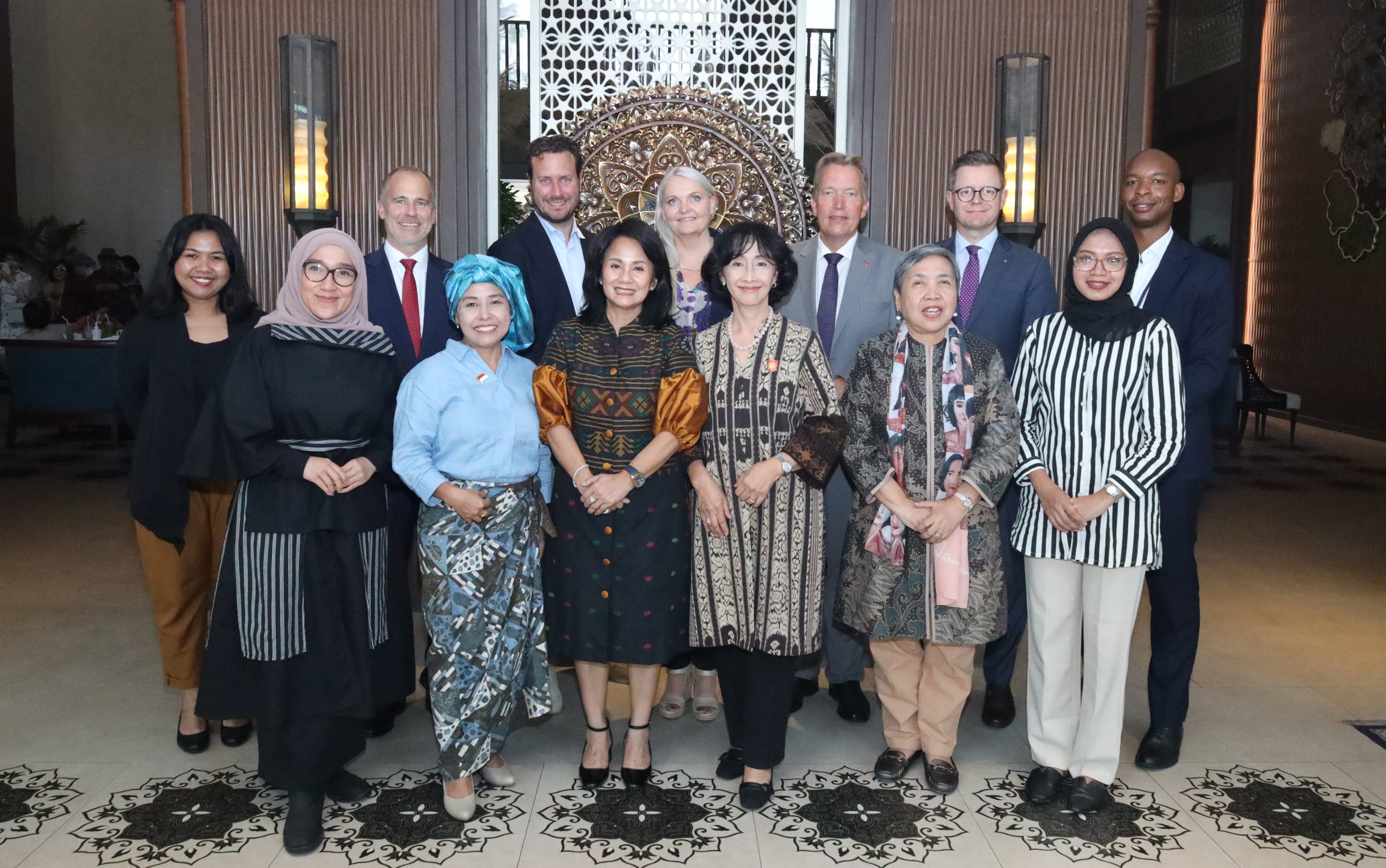 AMAN Indonesia Hadiri Closed Discussion Gender Equality yang Digelar ...